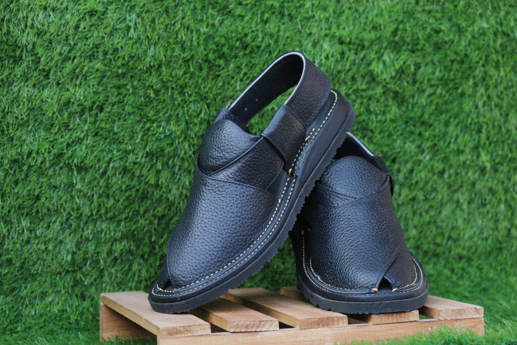 Premium Black Dotted Leather Chappal - ZauqEmporium