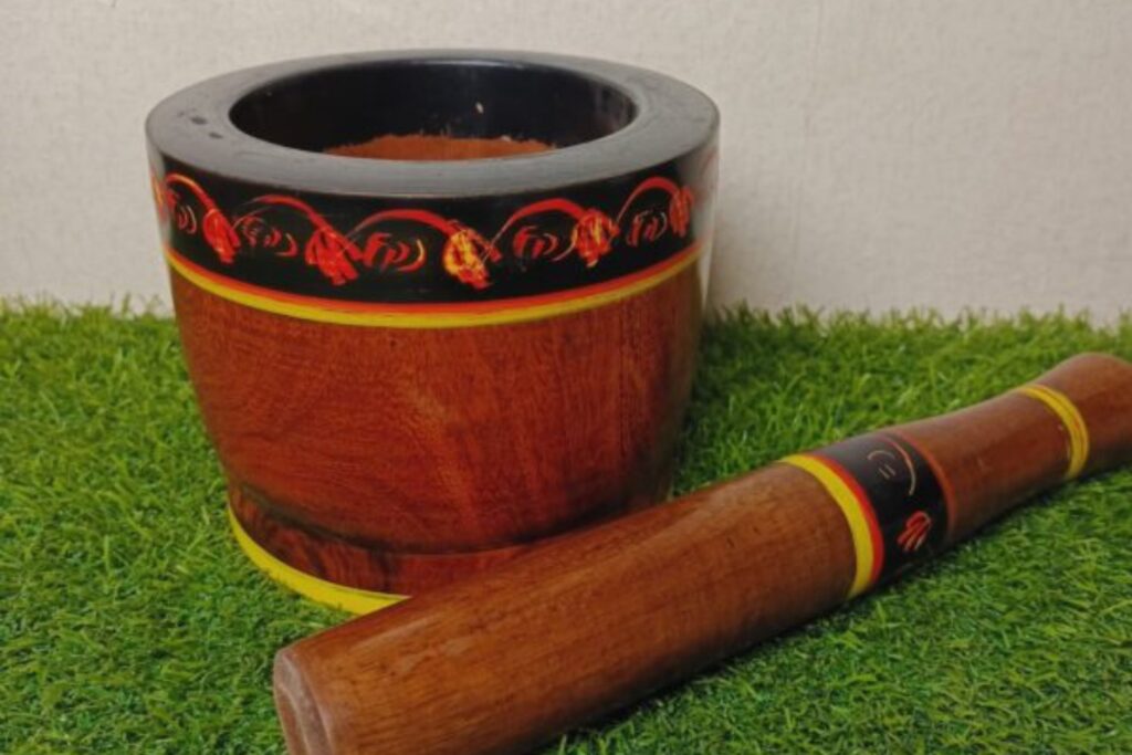 Wooden Handmade Morta & Pestle - Chatu Danda